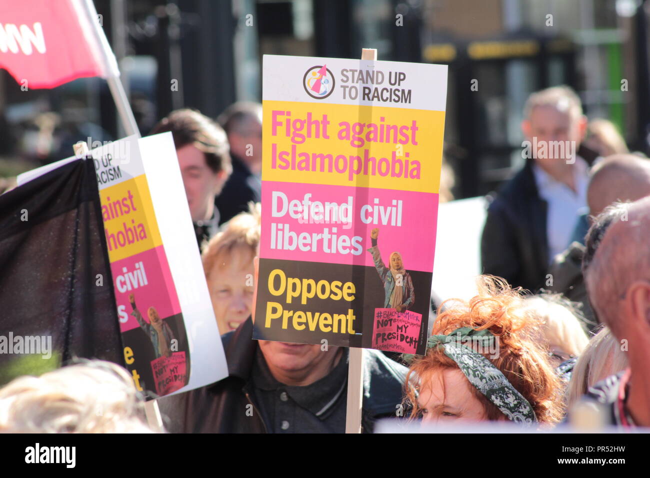 Newcastle, UK. 29th September 2018. Anti-racism group Newcastle Unites ...