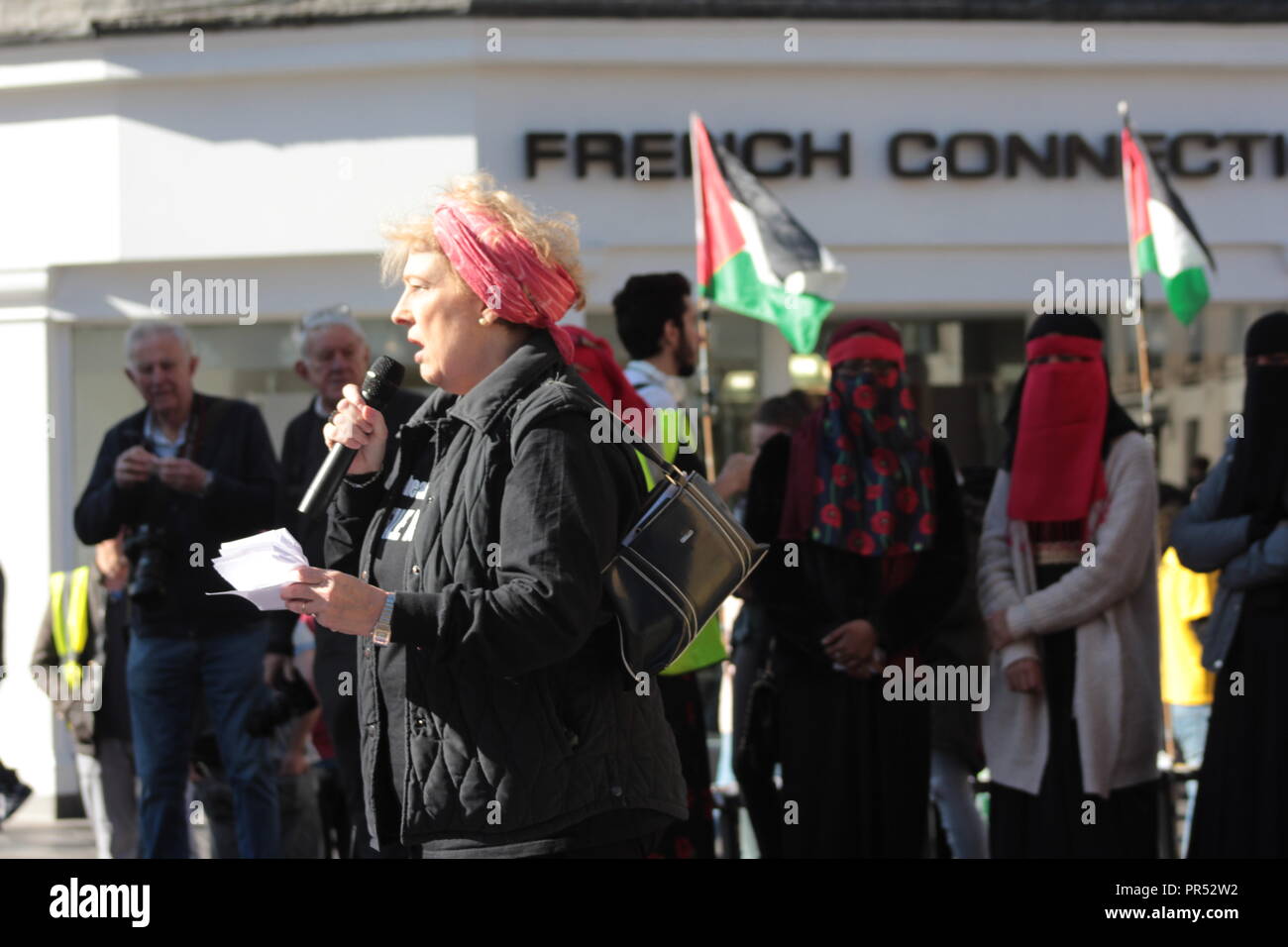 Yvonne ridley hi-res stock photography and images - Alamy