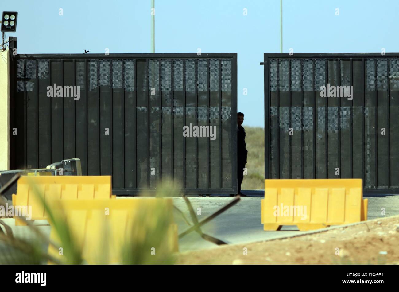 Jaber border hi-res stock photography and images - Alamy