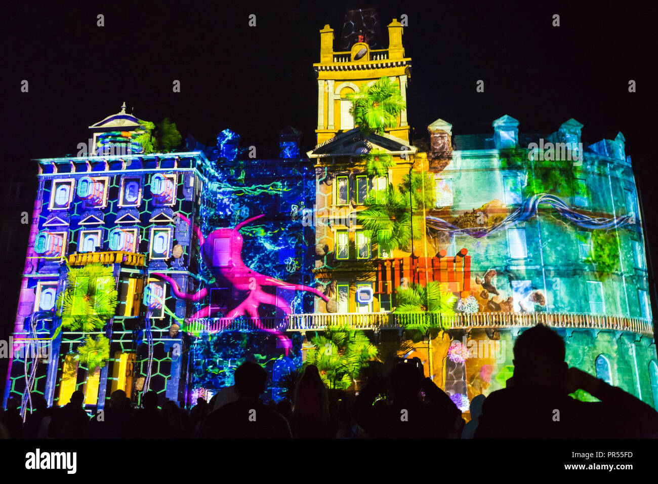 Projection mapping show hi-res stock photography and images - Alamy