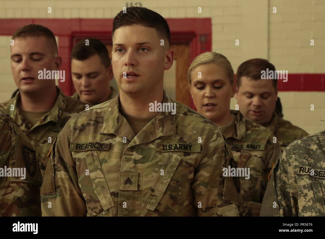 Creed of the noncommissioned officer hi-res stock photography and ...