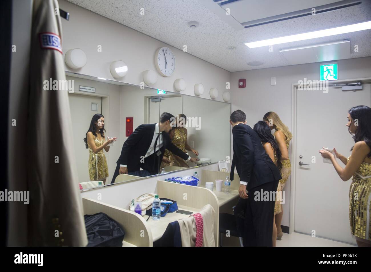 Uso show troupe hi-res stock photography and images - Alamy