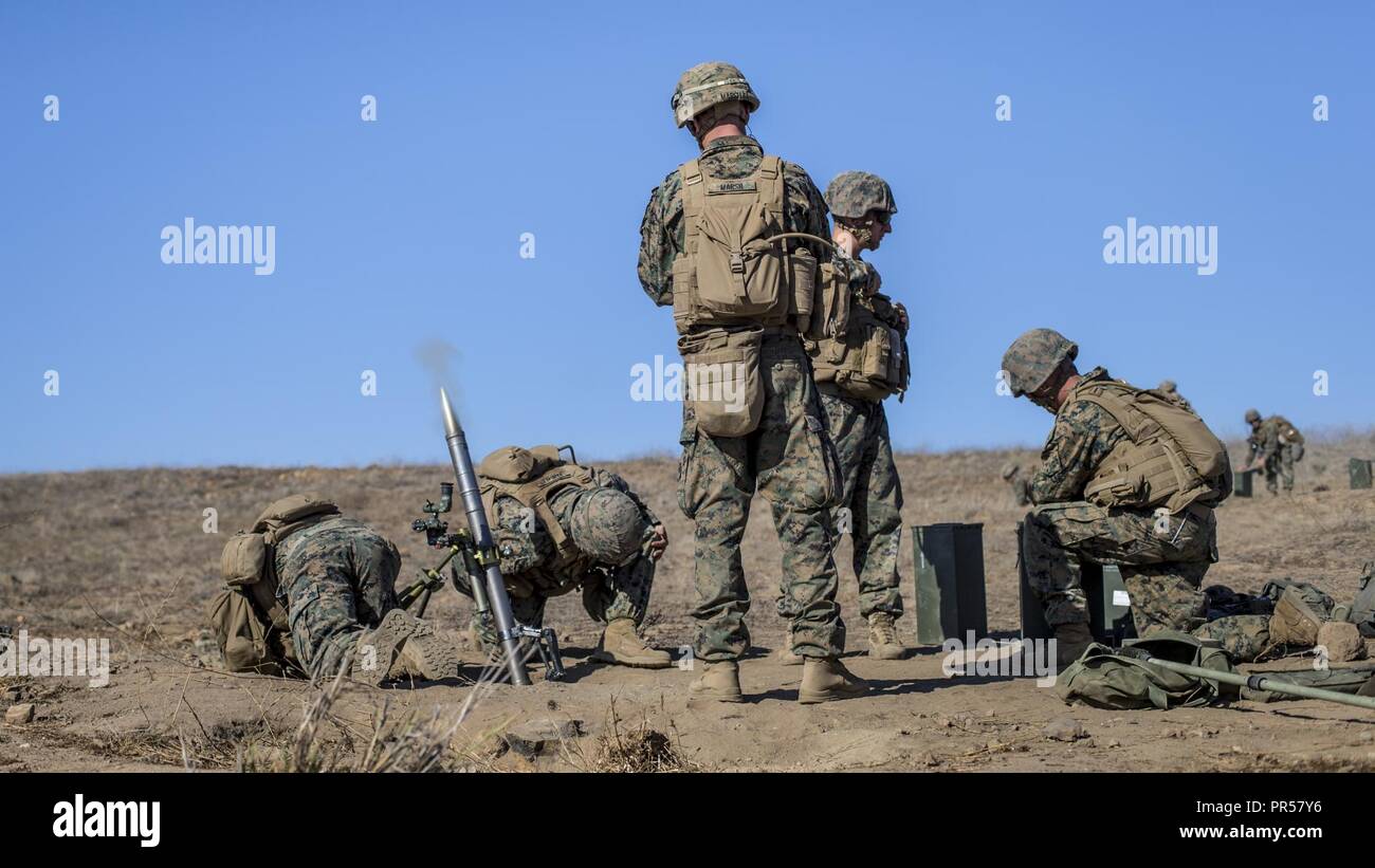 60mm mortars hi-res stock photography and images - Alamy