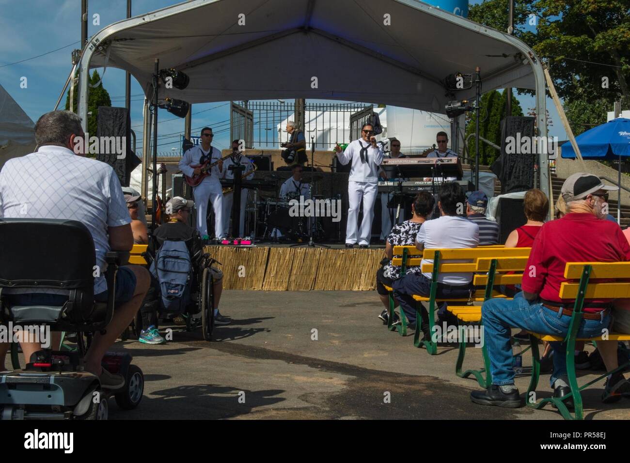 Sound force big band hi-res stock photography and images - Alamy