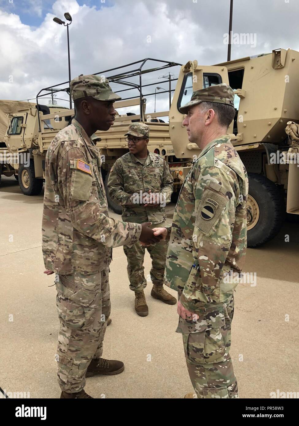 Soldiers assigned to 101st Sustainment Brigade "Lifeliners," 101st ...