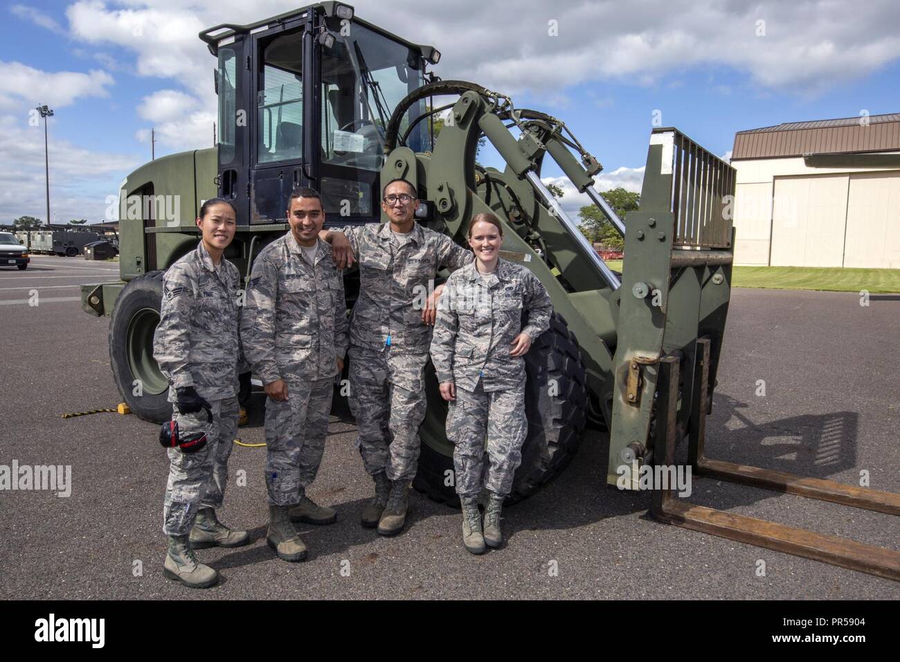 U.S. Air Force aerial porters with the 88th Aerial Port Squadron, 514th ...