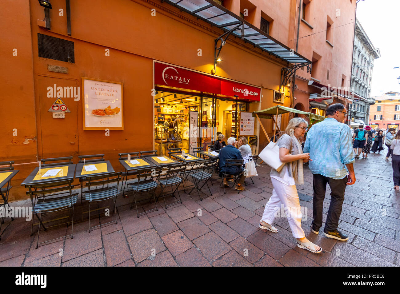 Bologna italy eataly hi-res stock photography and images - Alamy