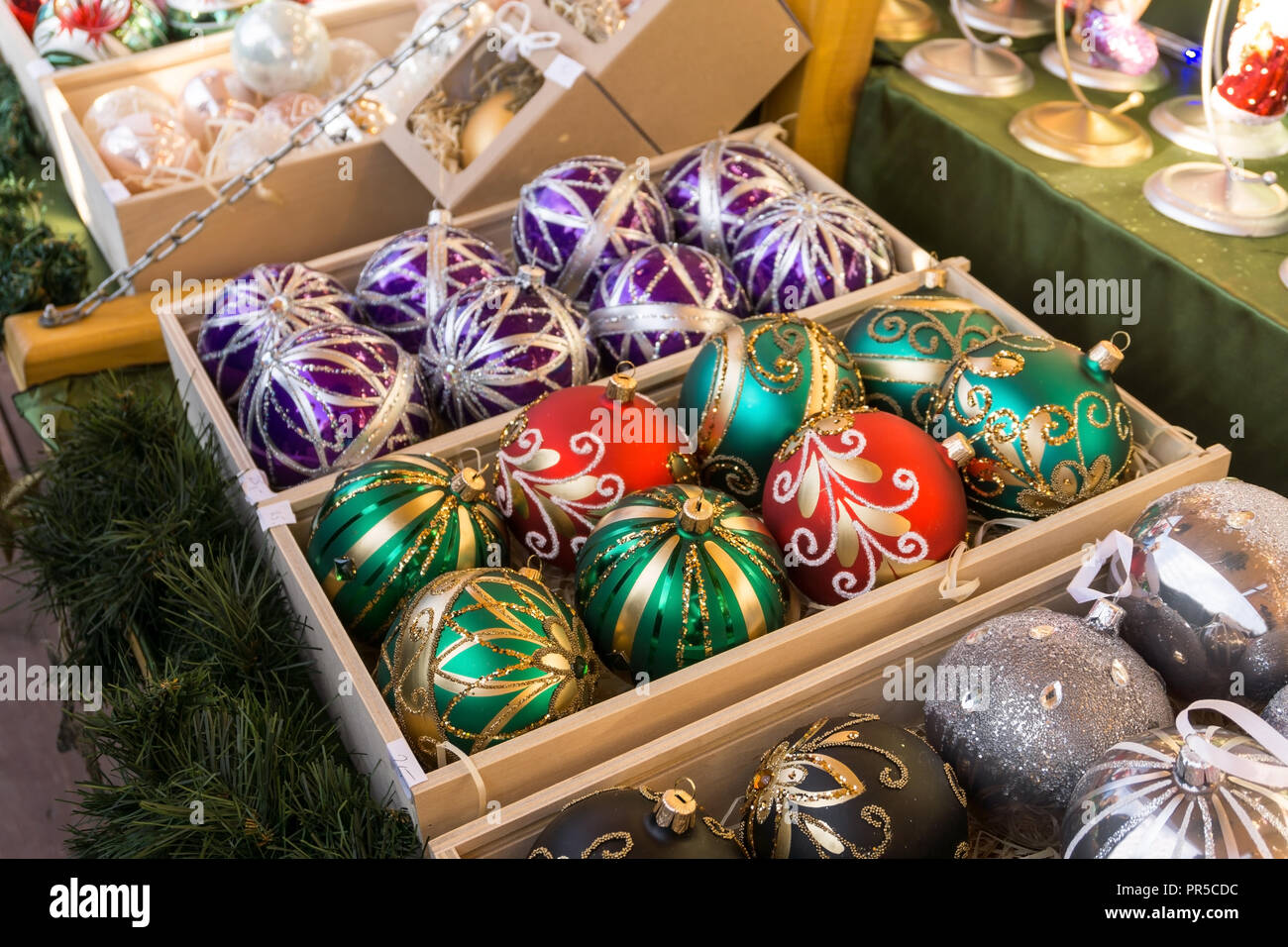 Christmas ornaments sale in store hi-res stock photography and images ...