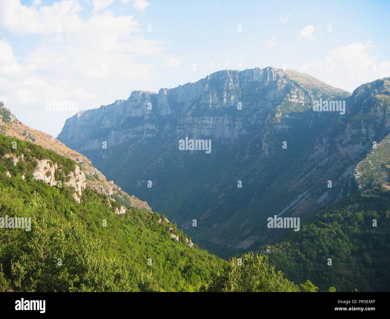 Pindus mountains hi-res stock photography and images - Alamy