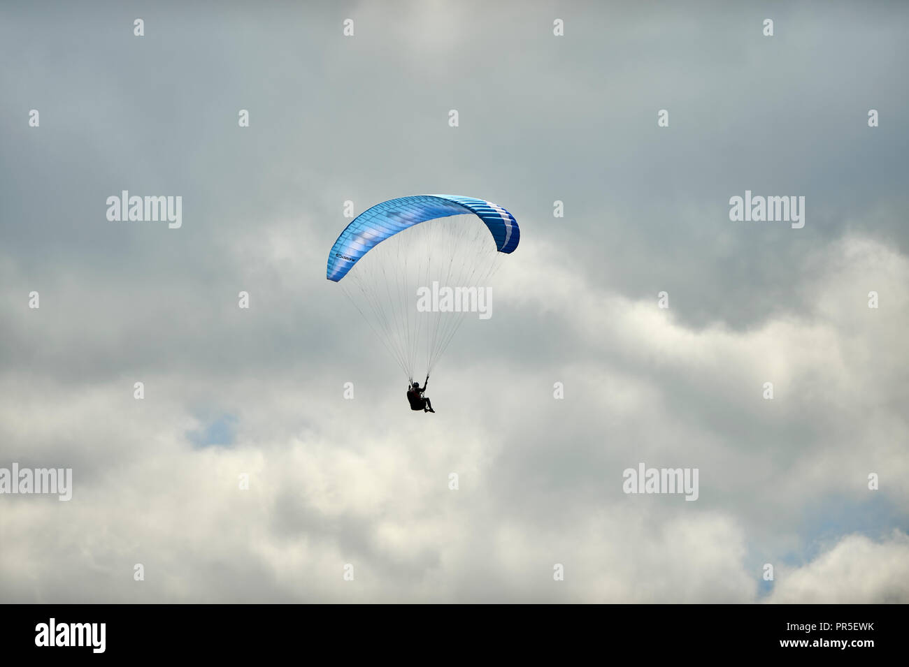 Canopy flyer hi-res stock photography and images - Alamy