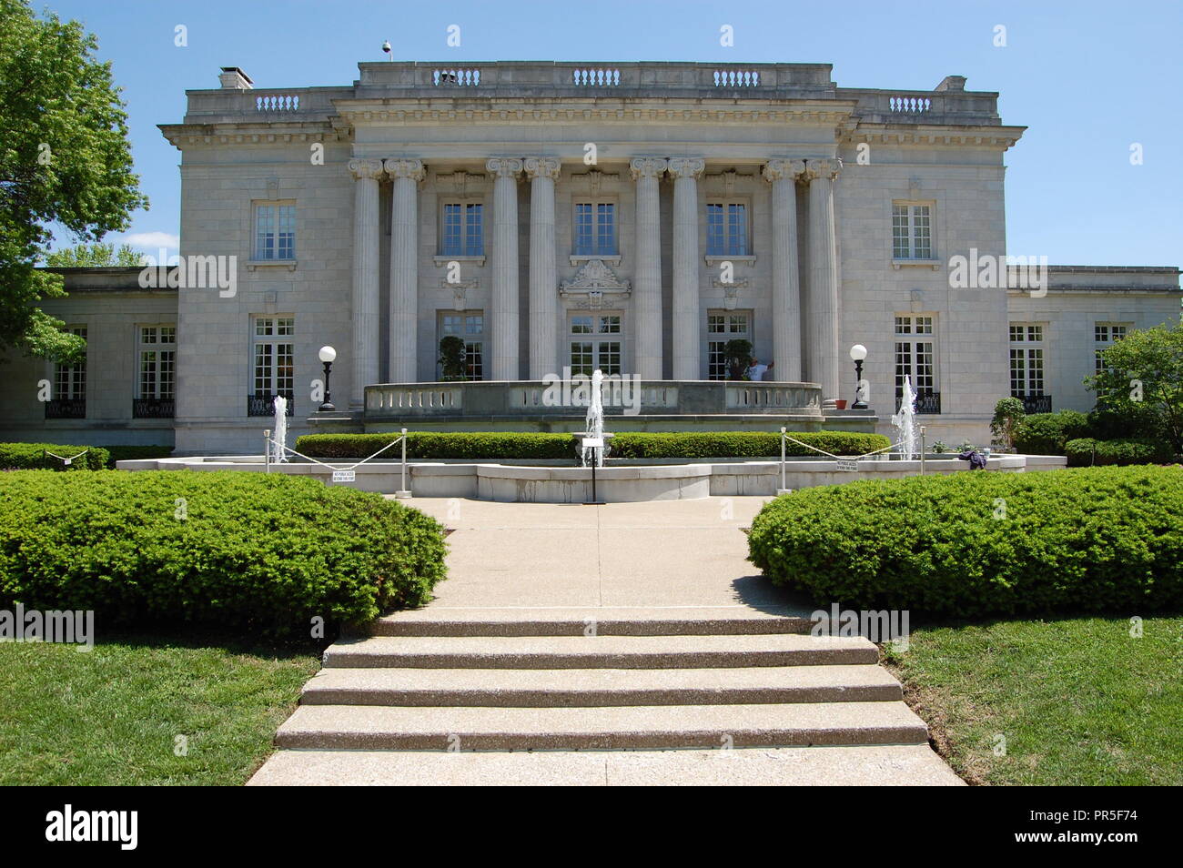 Governors mansion hi-res stock photography and images - Alamy