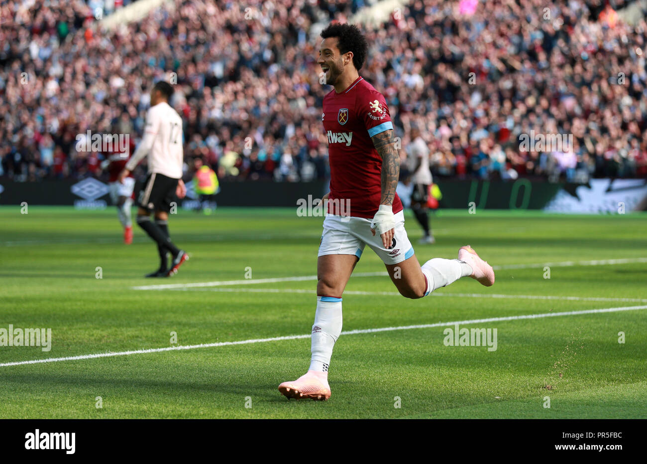 West Ham United's Felipe Anderson celebrates scoring his side's first ...