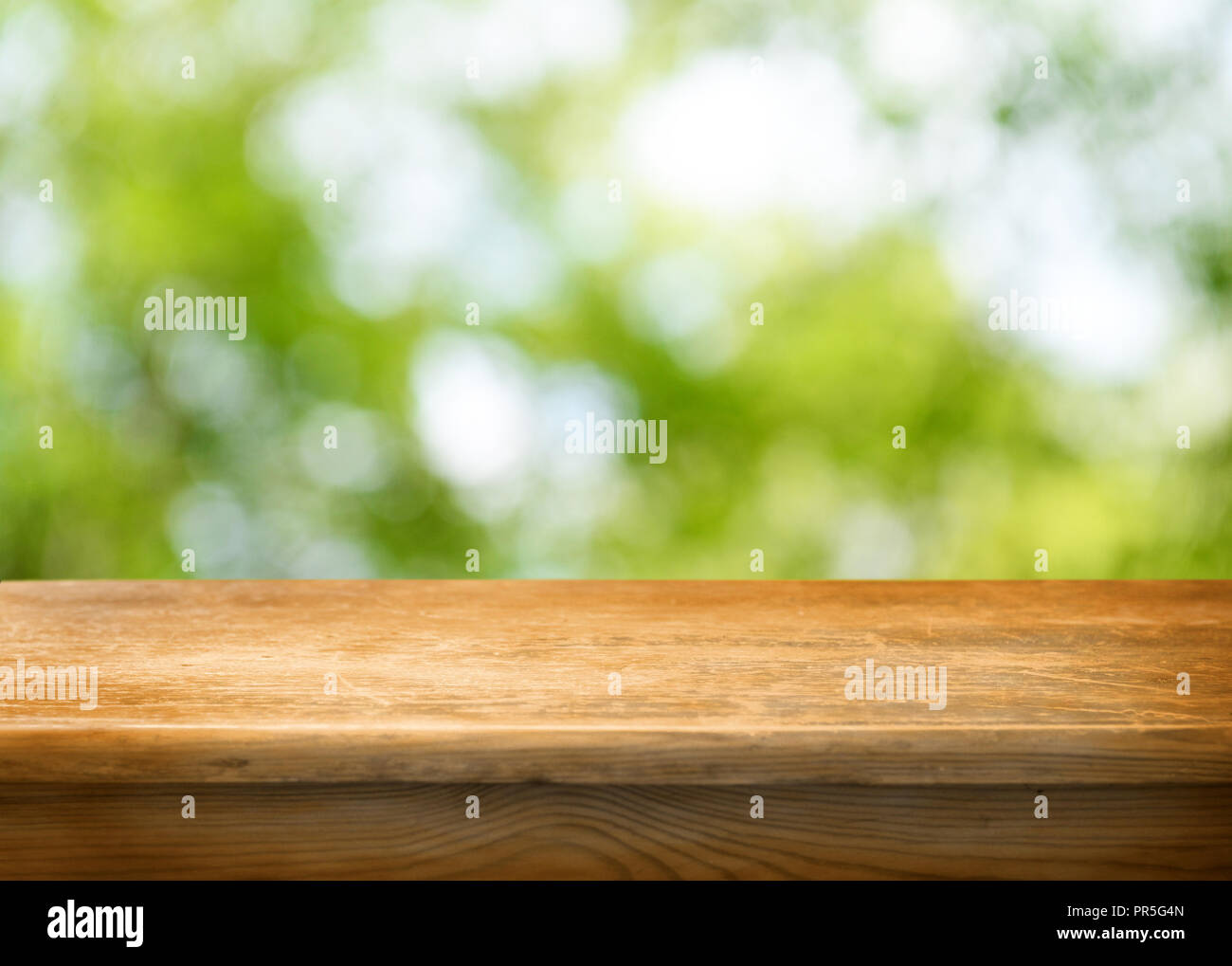 Empty table for display montages Stock Photo - Alamy