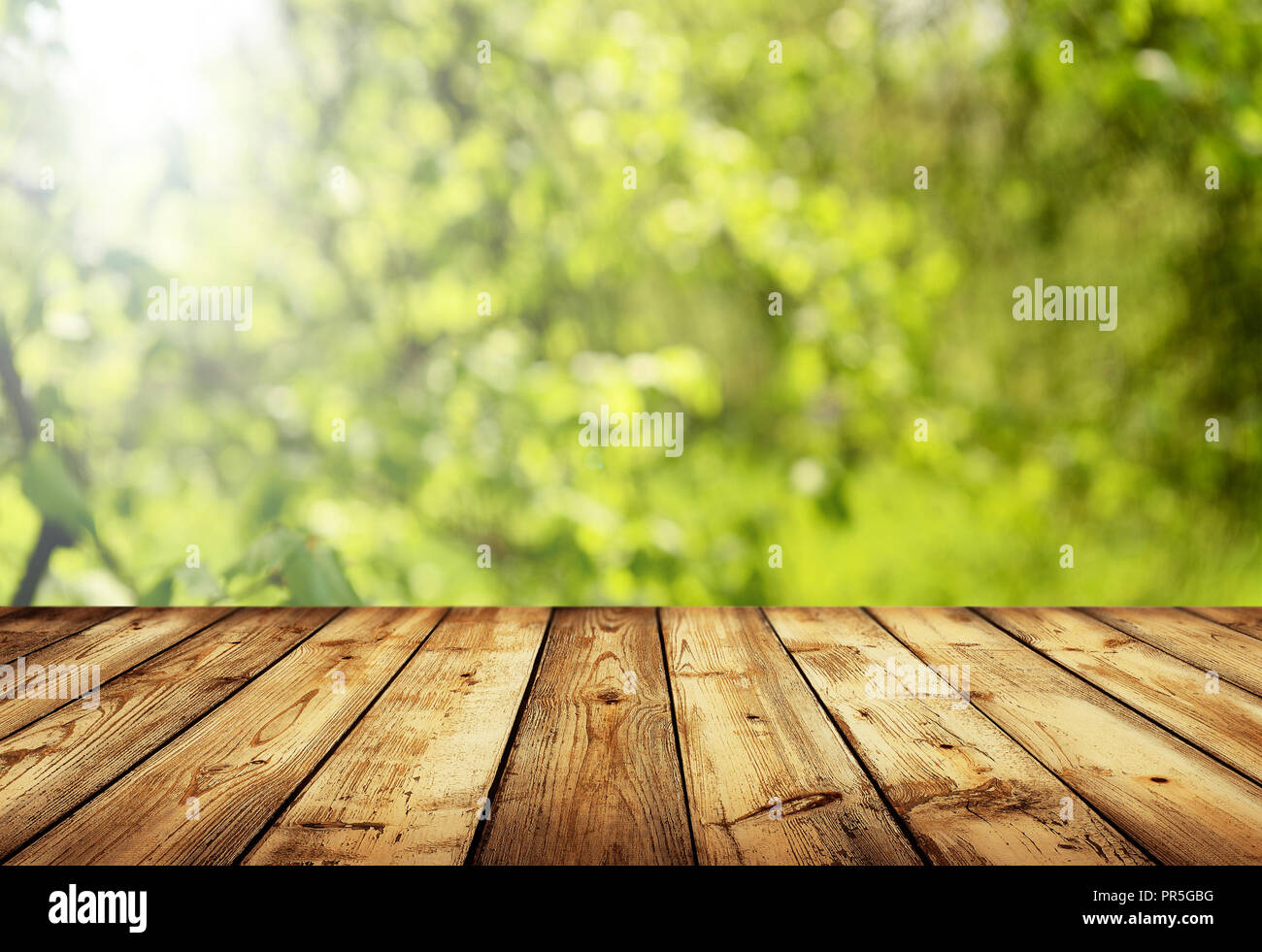 Empty table for display montages Stock Photo - Alamy
