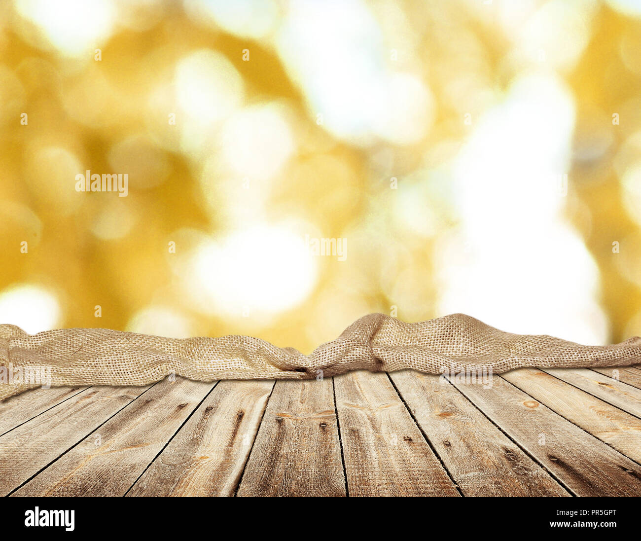Empty table for display montages Stock Photo - Alamy