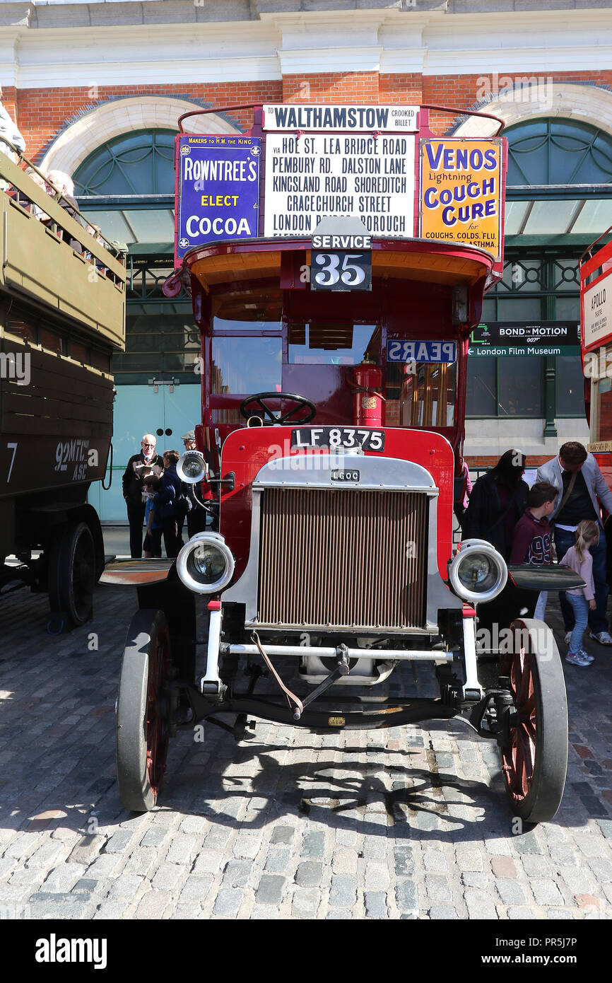 Bus No B1609 LF8375, The last four surviving B-type Battle Buses on ...