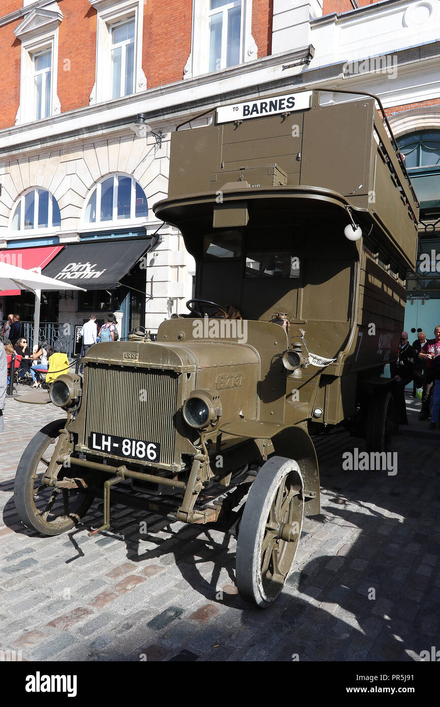 B type london bus hi-res stock photography and images - Alamy