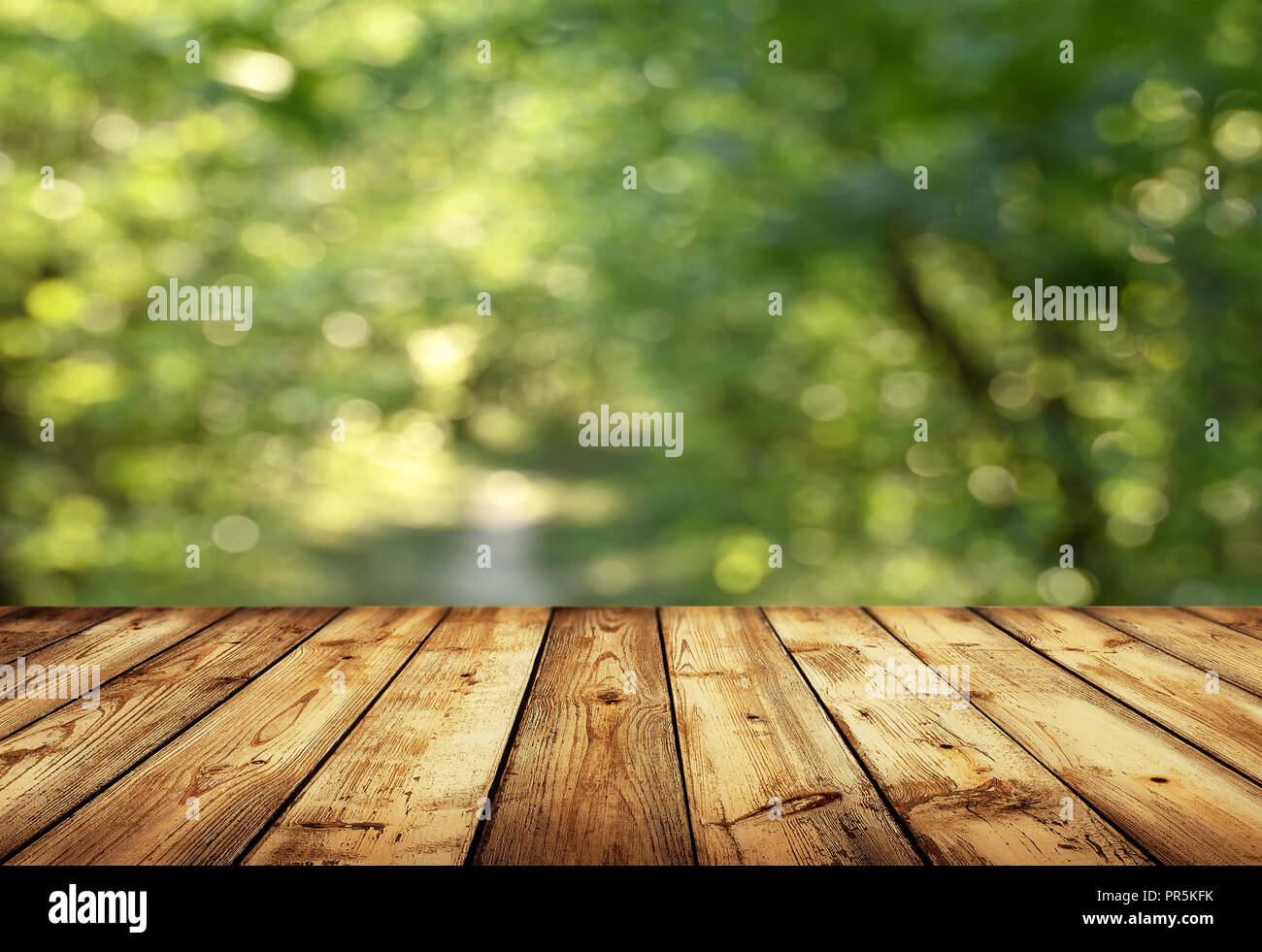 Empty table for display montages Stock Photo - Alamy