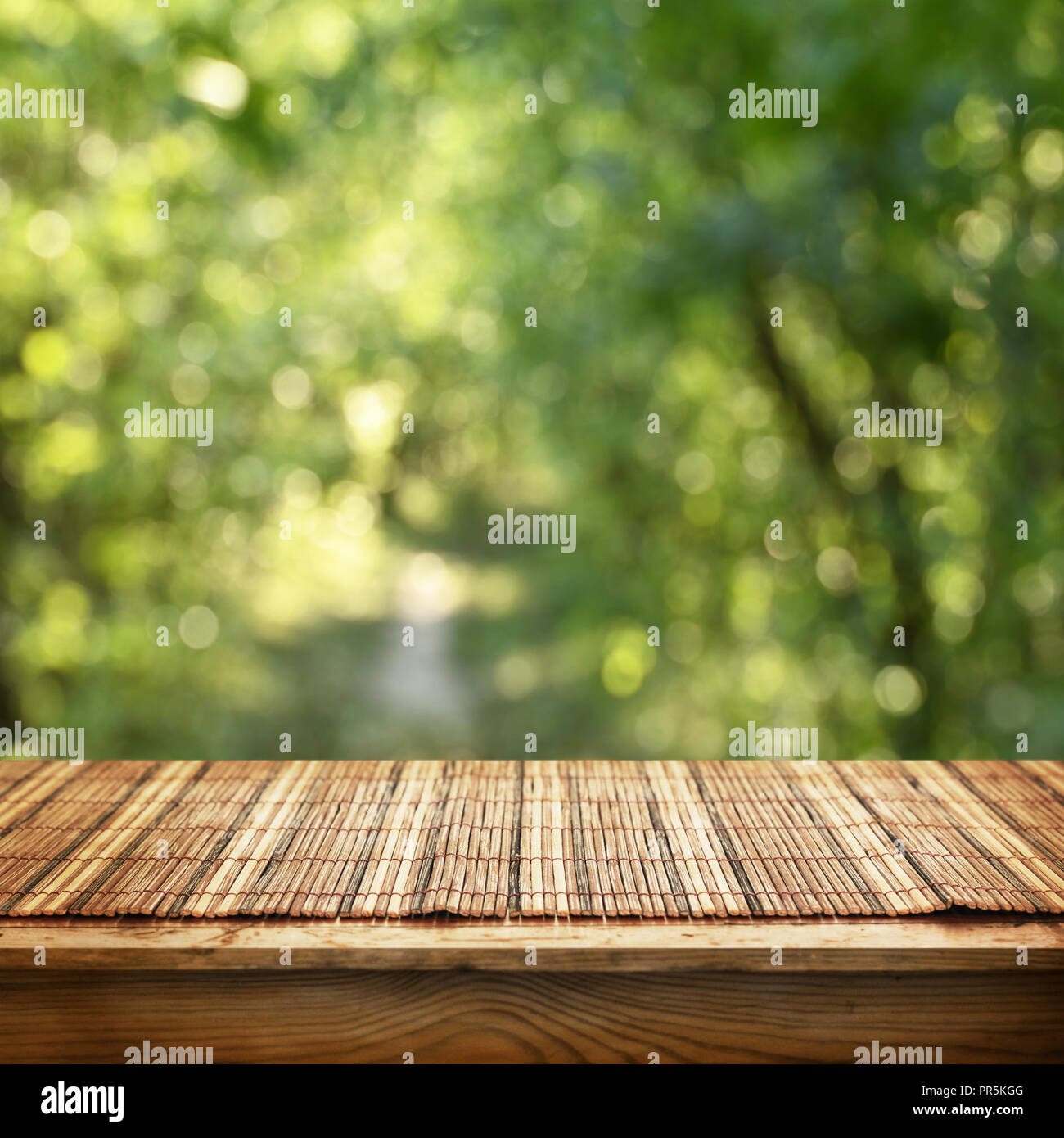 Blurred photo of bamboo hi-res stock photography and images - Alamy