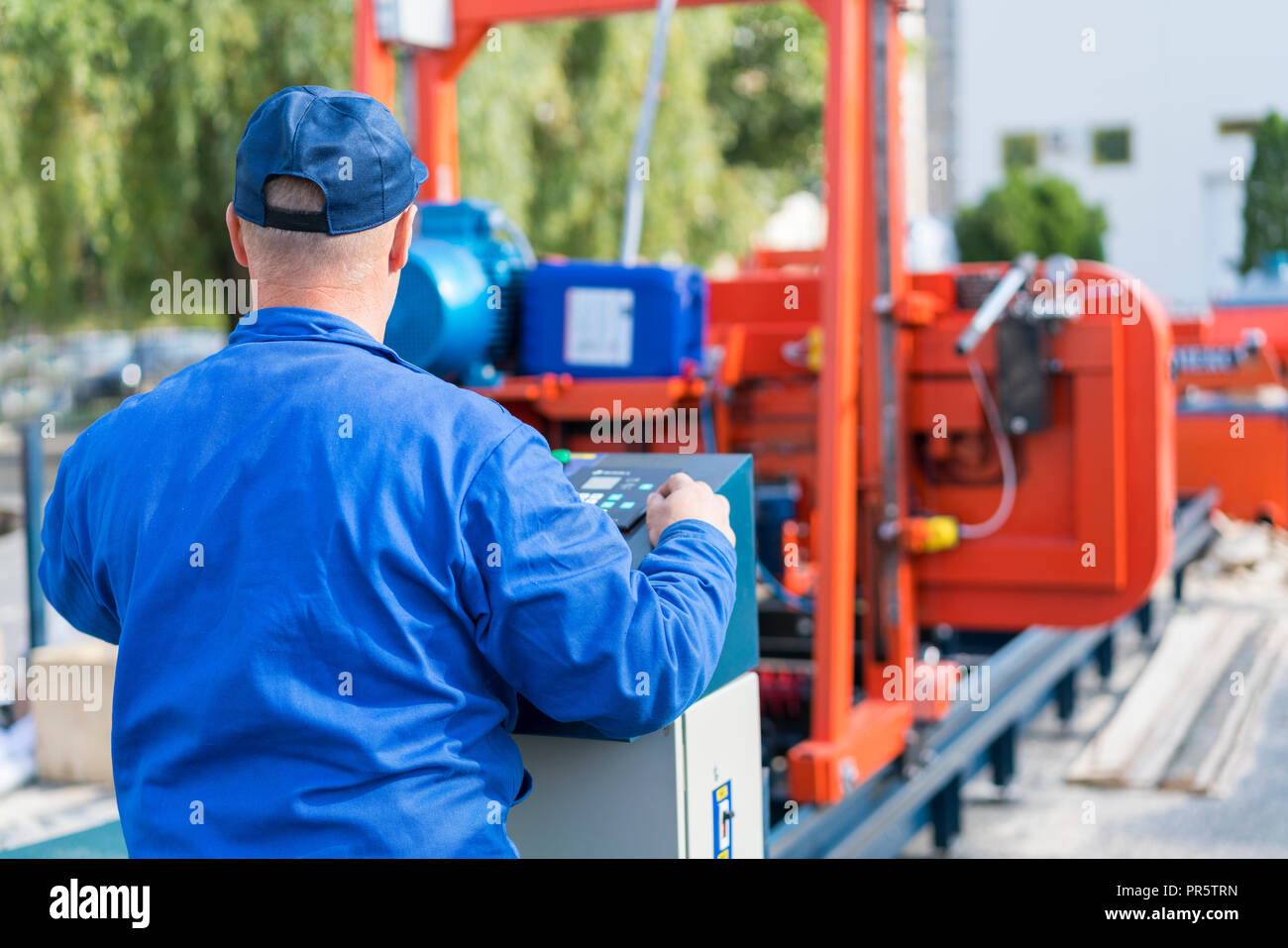 Mantenimiento industrial hi-res stock photography and images - Alamy