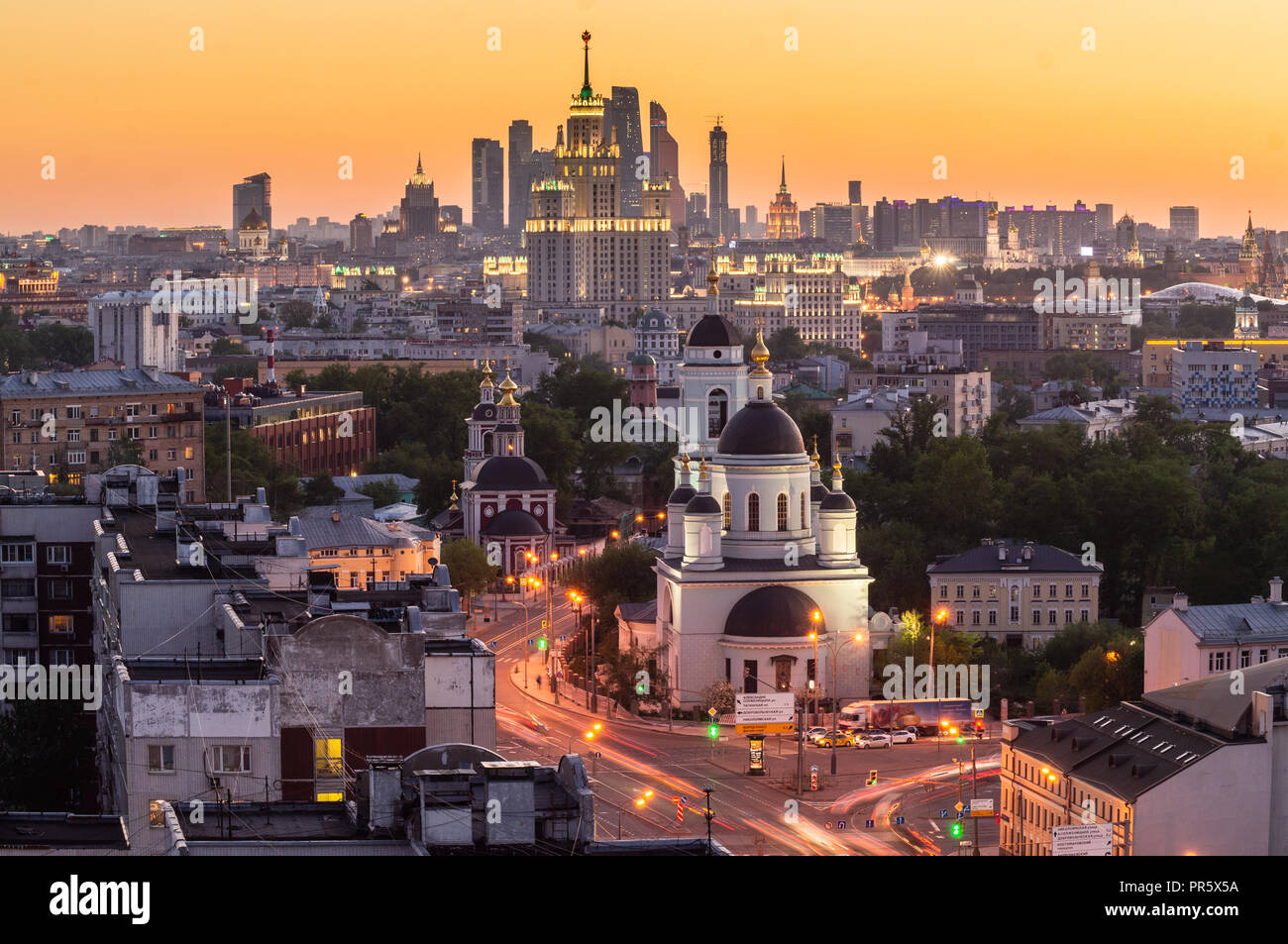 Moscow sunset city skyline hi-res stock photography and images - Alamy