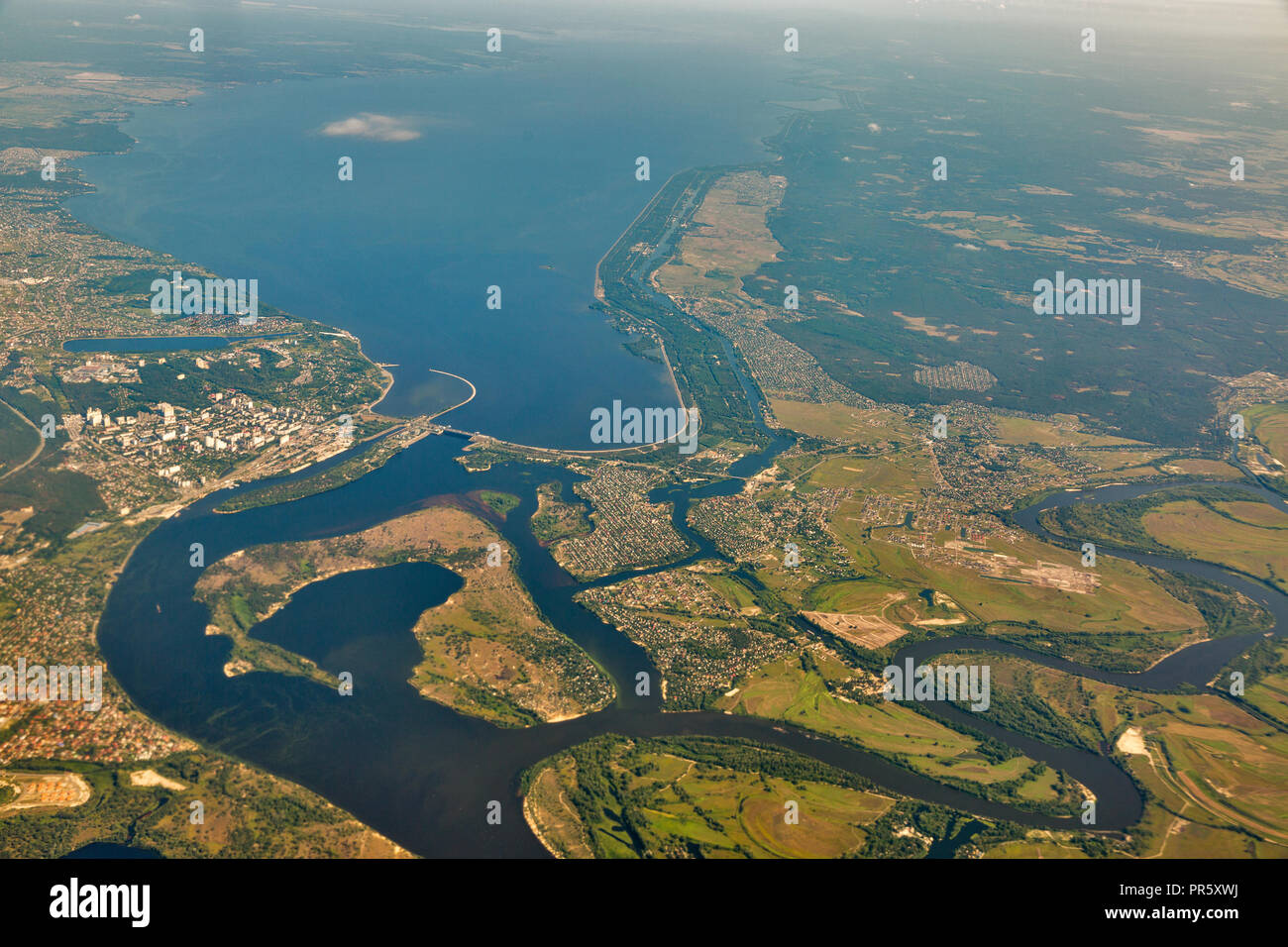 Kyiv reservoir green hi-res stock photography and images - Alamy