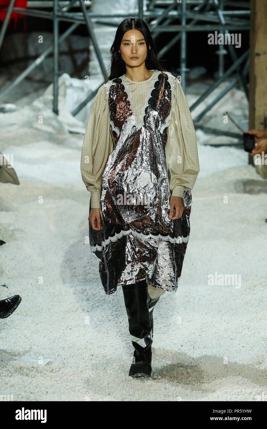 NEW YORK, NY - FEBRUARY 13: A model walks the runway for Calvin Klein ...
