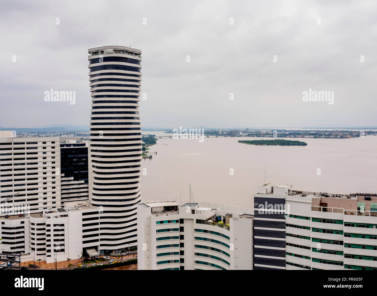Point skyscraper hi-res stock photography and images - Alamy