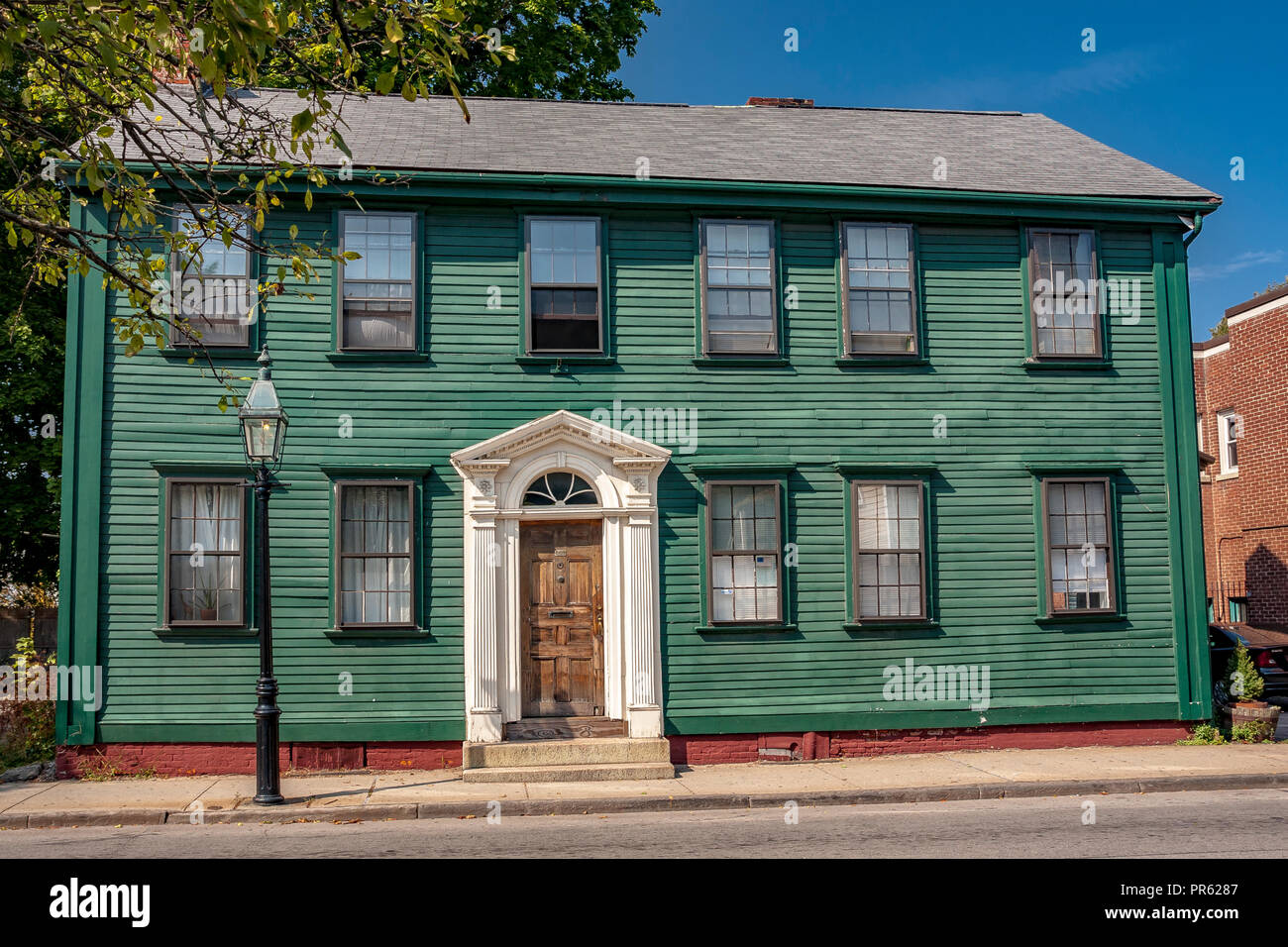 Colonial rhode island hi-res stock photography and images - Alamy