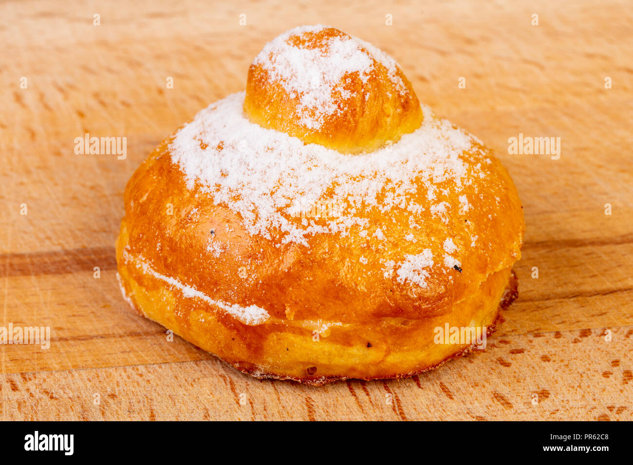 Rum baba naples hi-res stock photography and images - Alamy