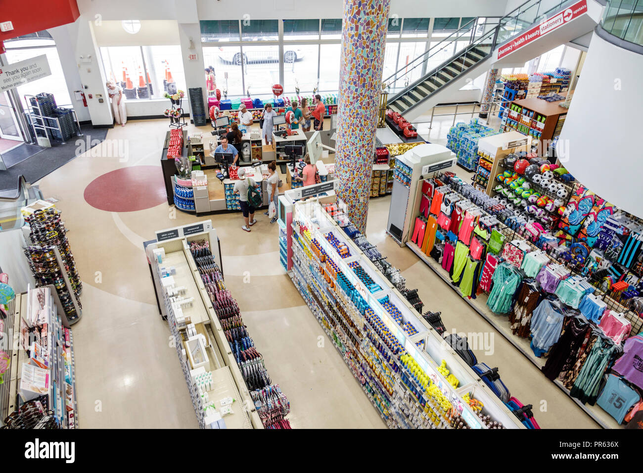Aisles pharmacy hi-res stock photography and images - Alamy