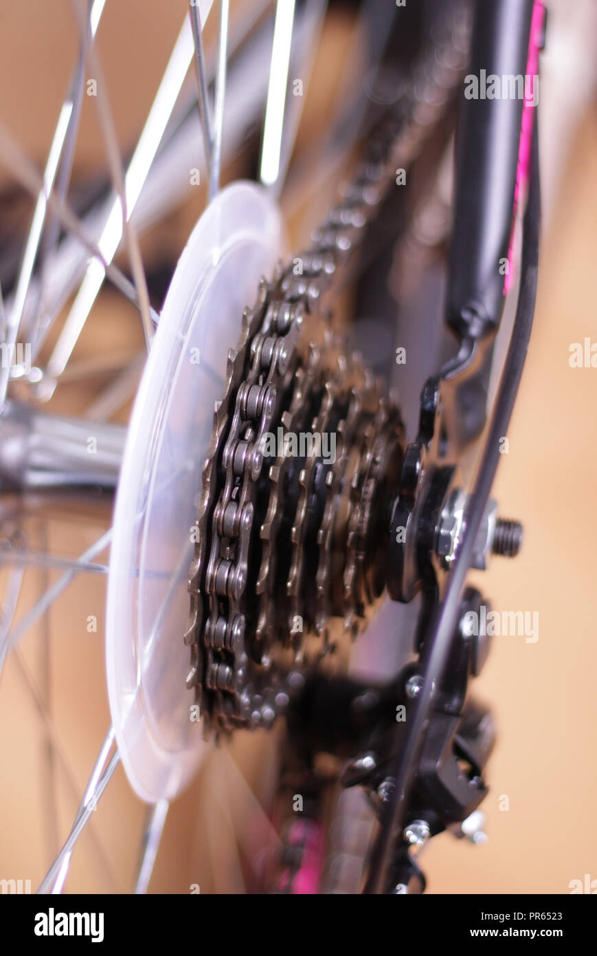 Close-up of a bicycle gears mechanism Stock Photo - Alamy
