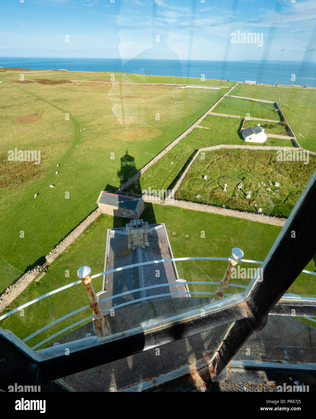 Cemetery lundy island hi-res stock photography and images - Alamy