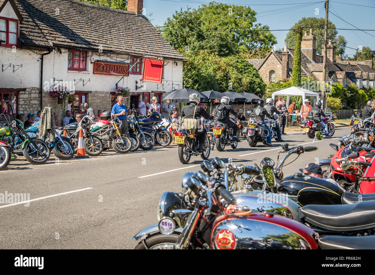 Cassington hi-res stock photography and images - Alamy