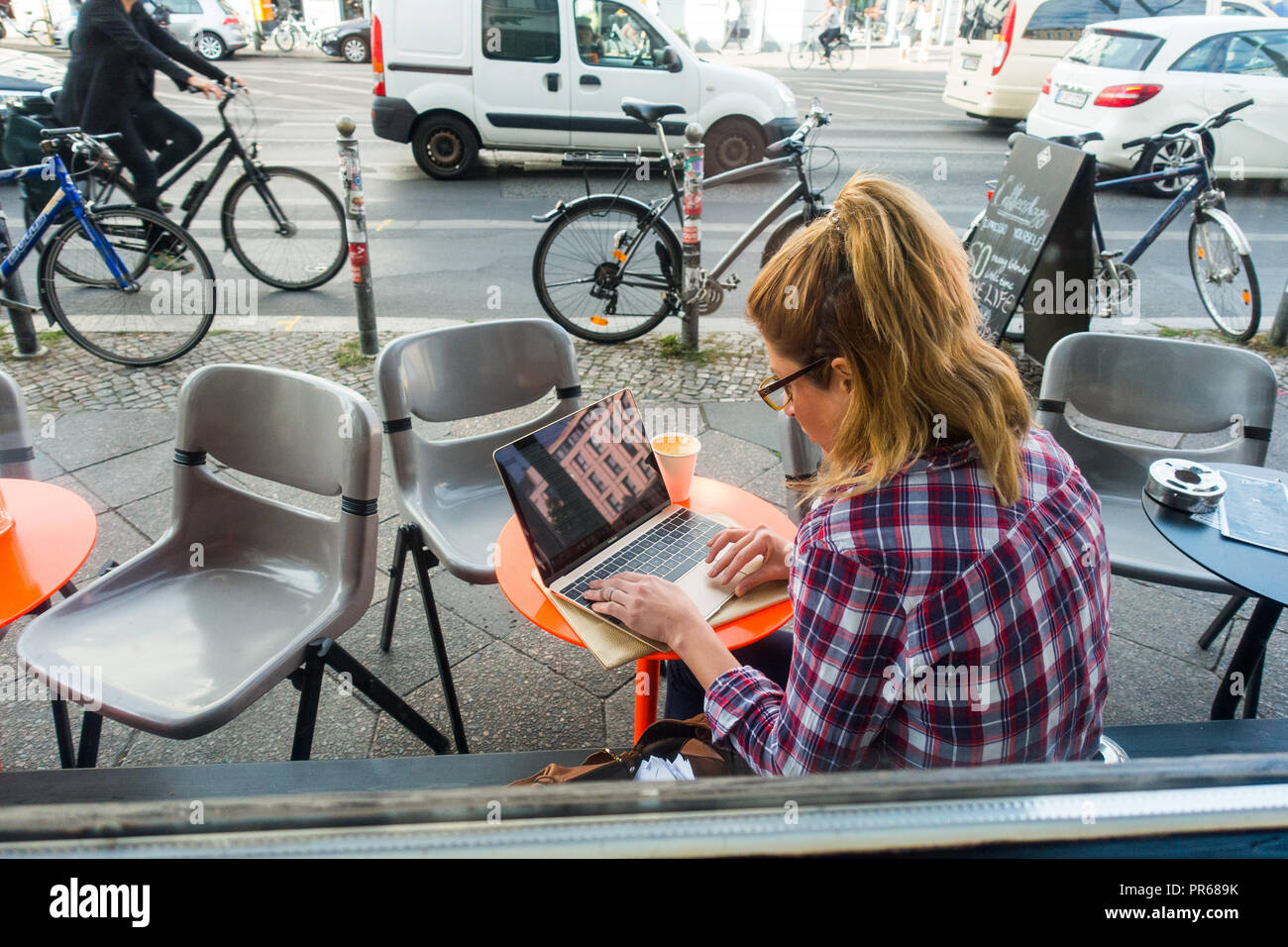 Cafe berlin laptop hi-res stock photography and images - Alamy