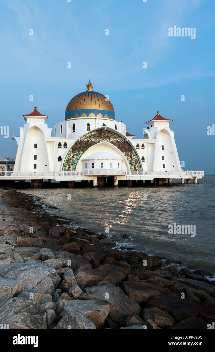 Malaysia melaka modern building hi-res stock photography and images - Alamy