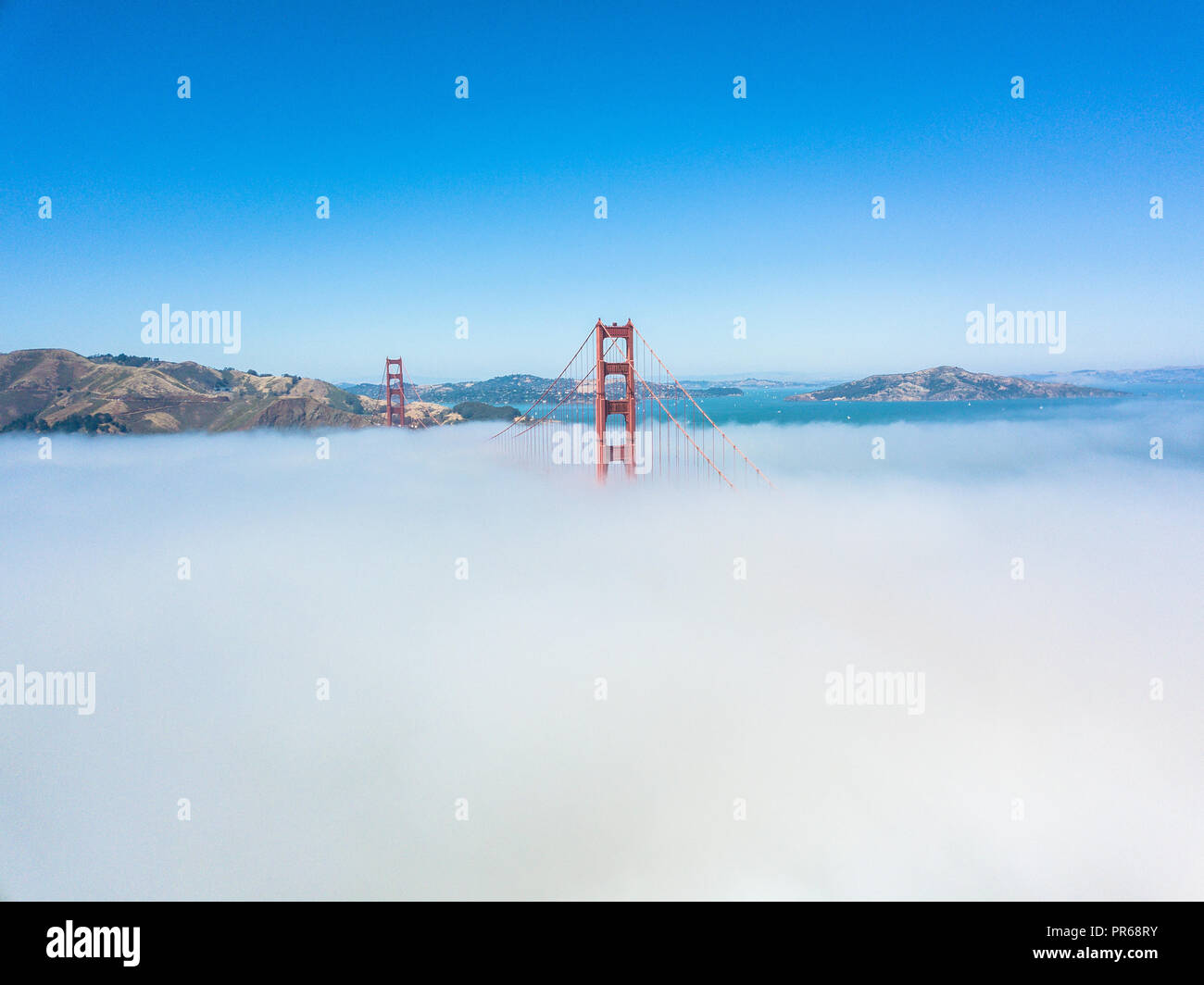 Golden gate bridge fog thick hi-res stock photography and images - Alamy