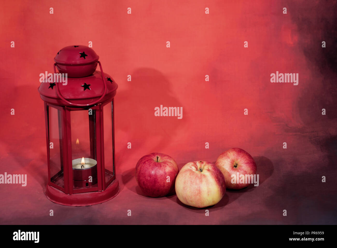 Helloween apple hi-res stock photography and images - Alamy