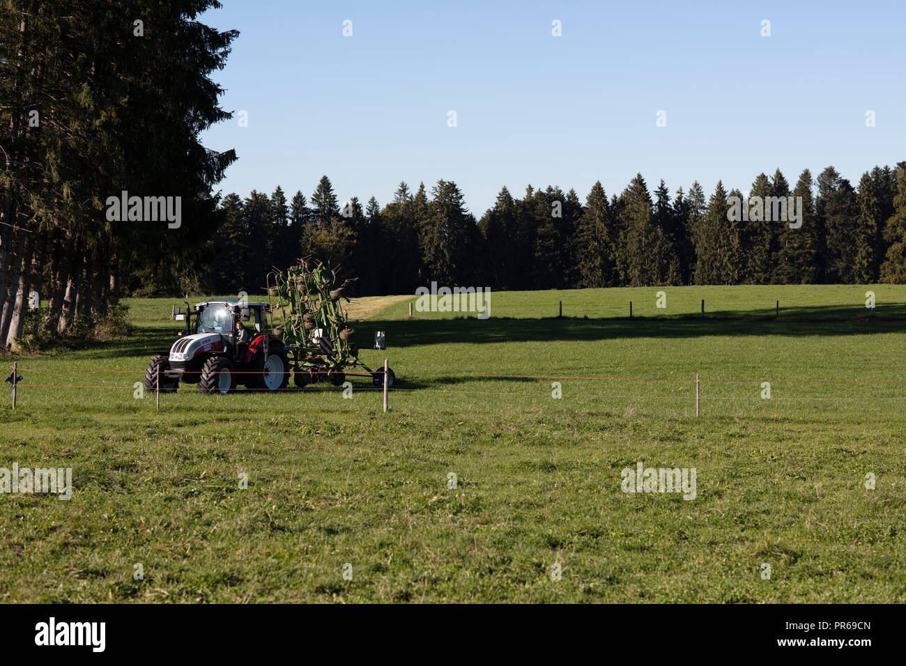 Bauer Auf Feld High Resolution Stock Photography and Images - Alamy