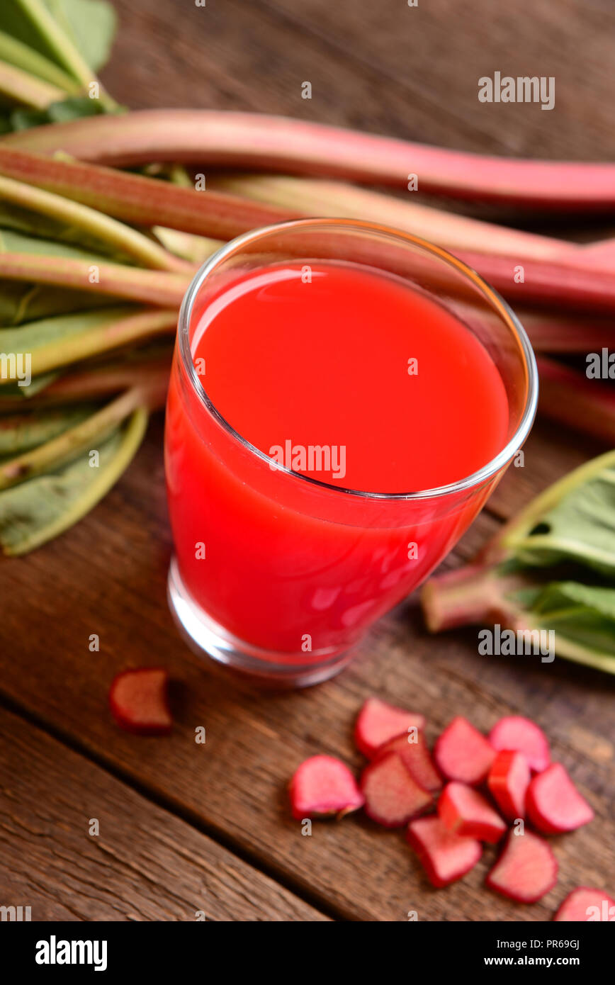Rhubarb juice hi-res stock photography and images - Alamy