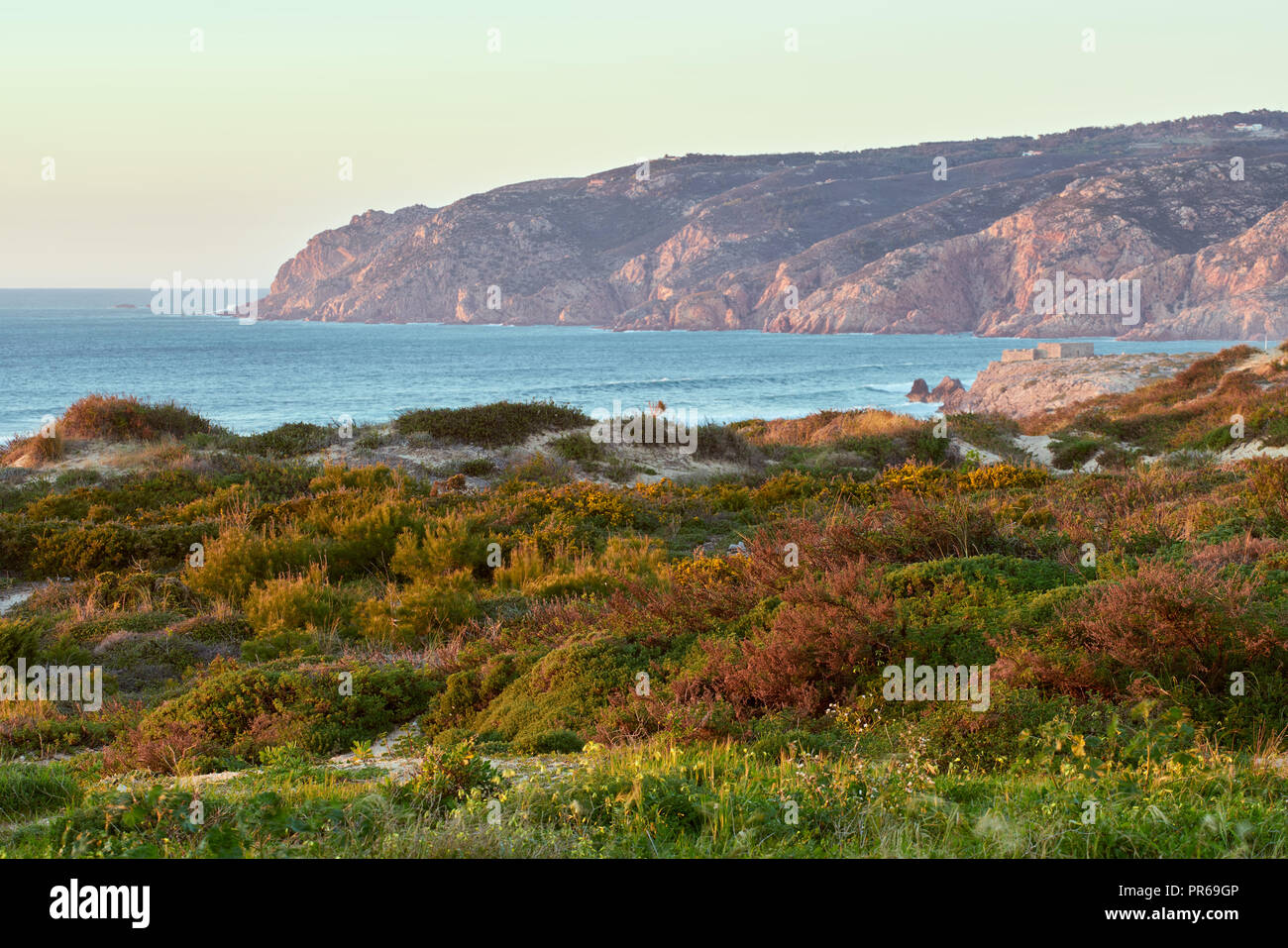 Praia do guincho lisbon hi-res stock photography and images - Alamy
