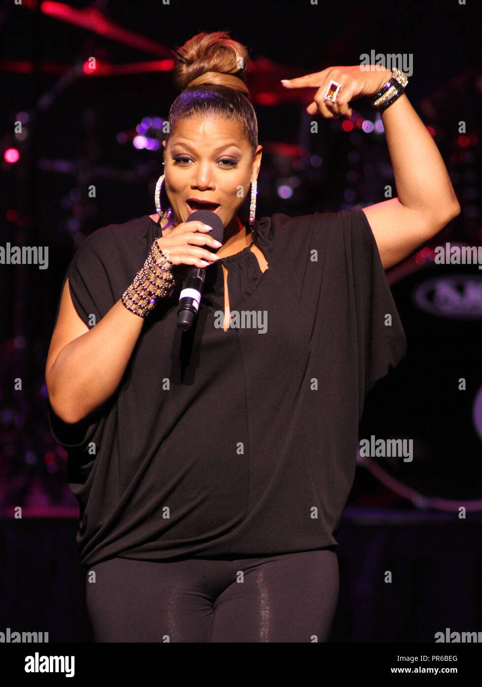 Queen Latifah performs in concert at the Raymond F. Kravis Center in ...