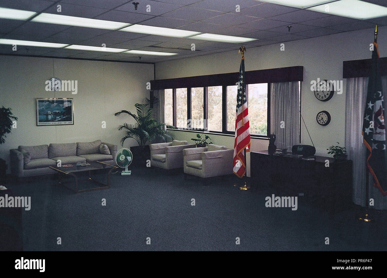 Diplomatic office interior hi-res stock photography and images - Alamy