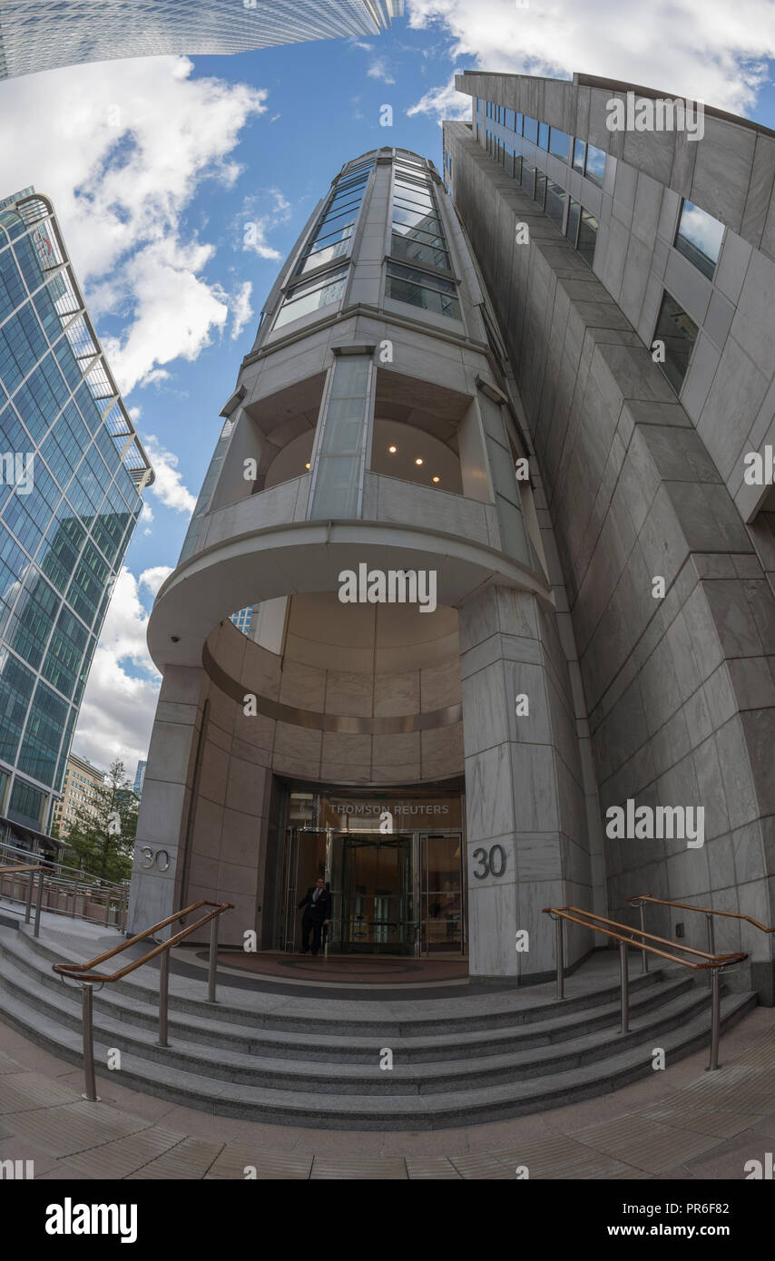 Reuters building canary wharf hi-res stock photography and images - Alamy