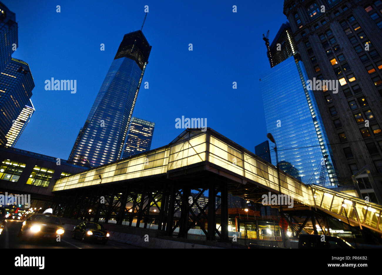 Path station world trade hi-res stock photography and images - Alamy