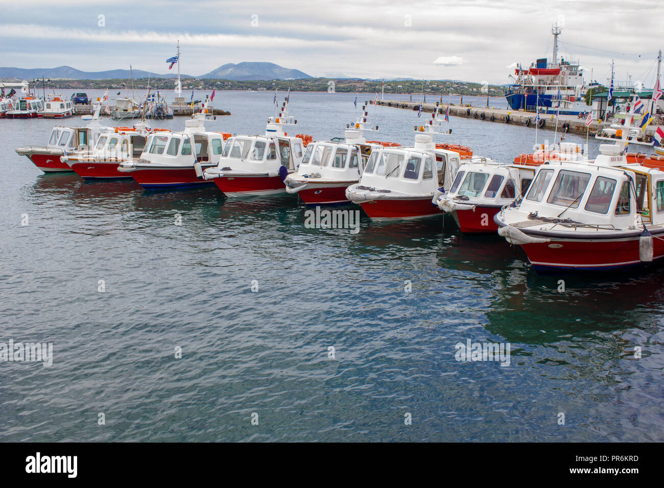 Spetses old port hi-res stock photography and images - Alamy