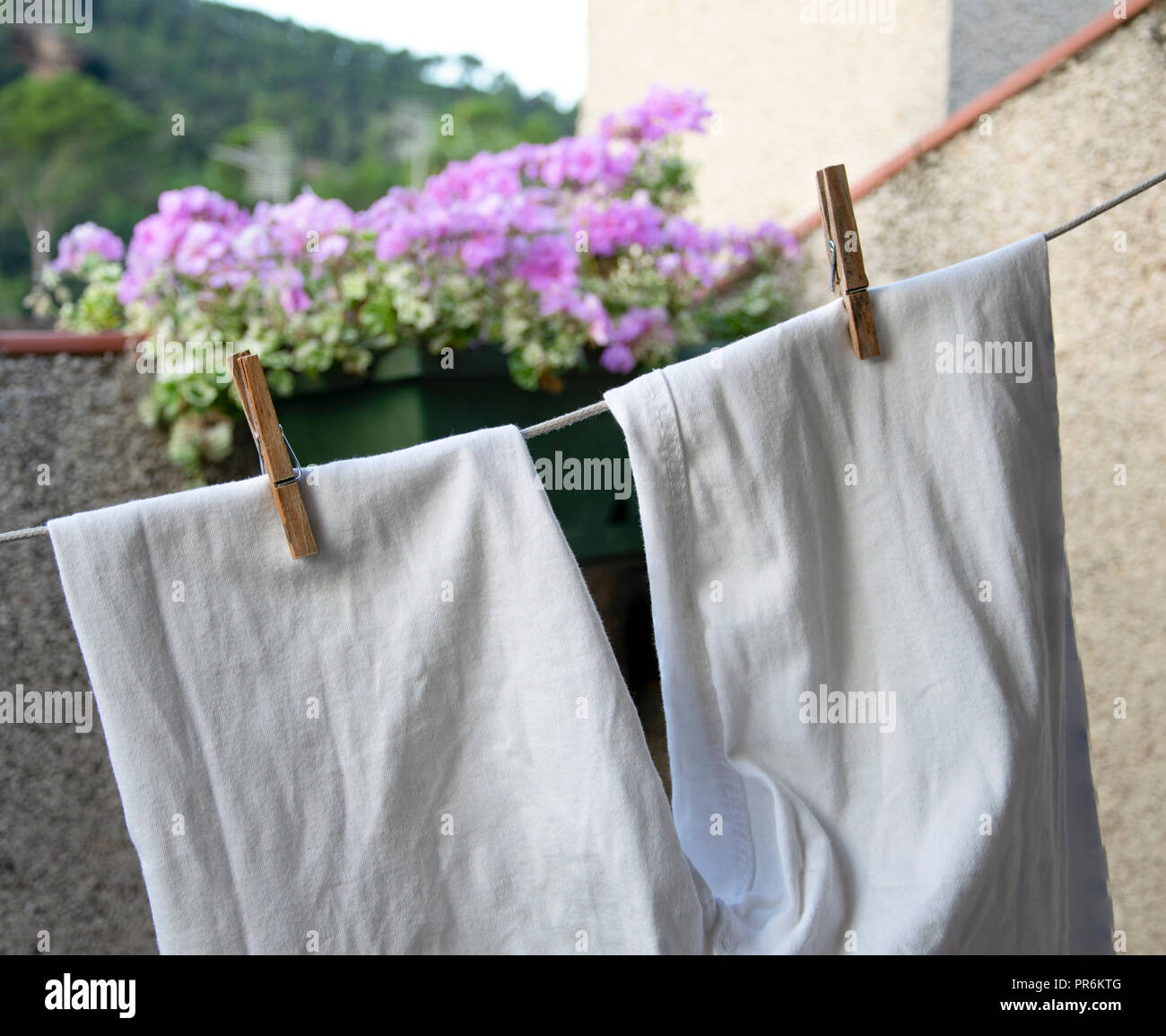 Wet pants hi-res stock photography and images - Alamy