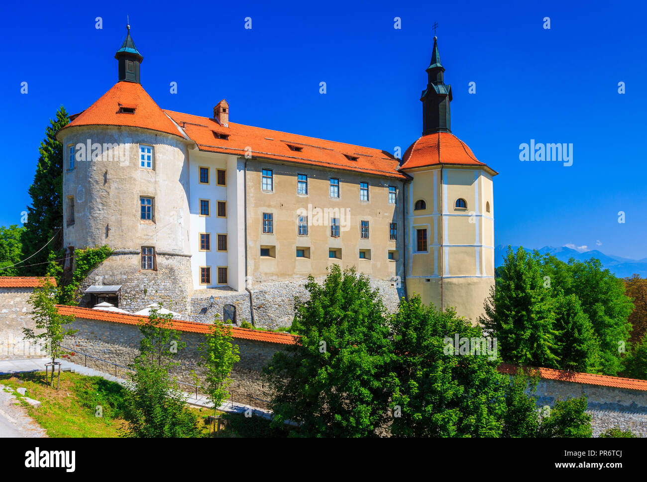 Loka Castle. Skofja Loka. Upper Carniola region. Slovenia, Europe Stock ...