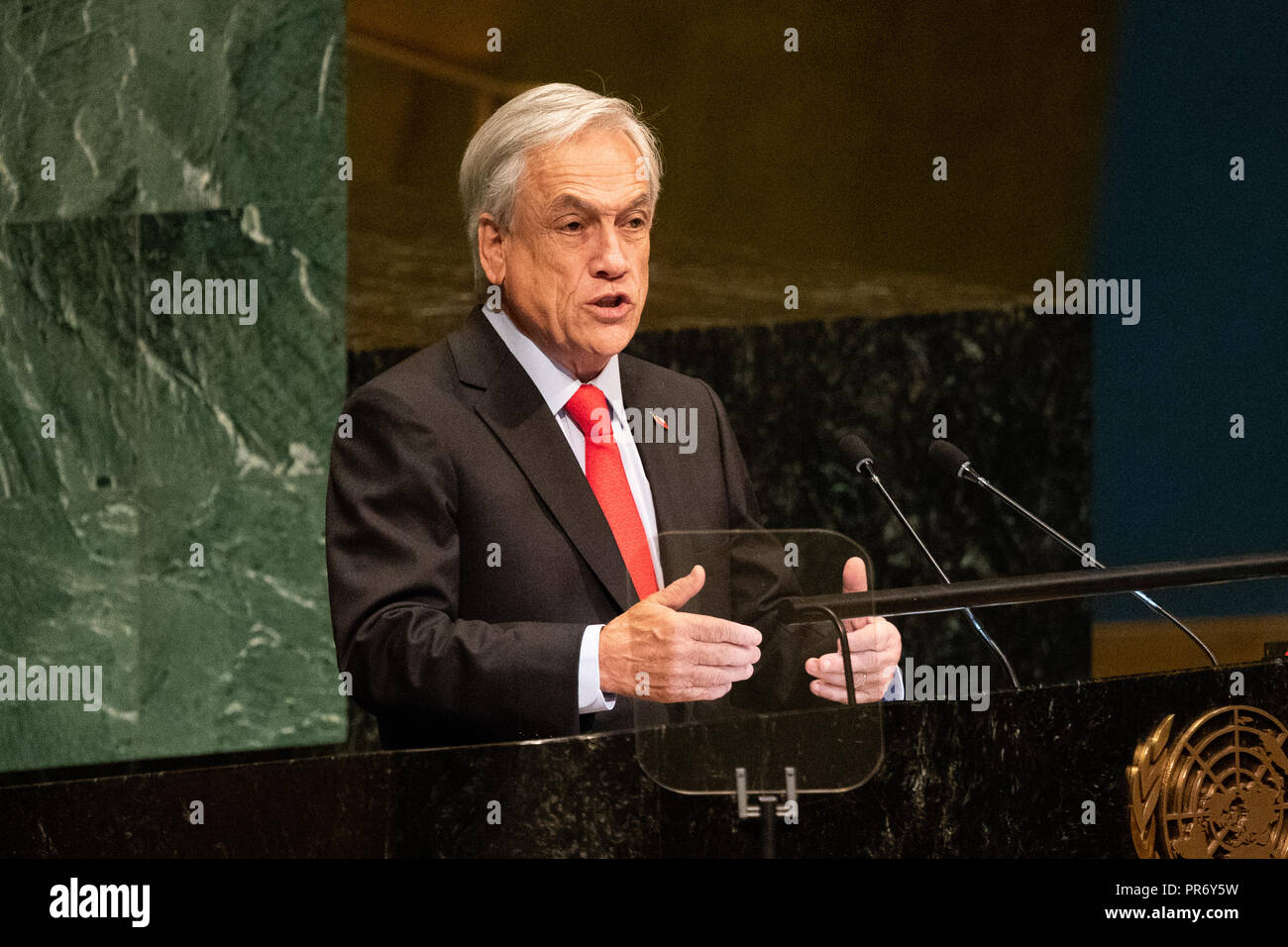 President chile sebastian pinera hi-res stock photography and images ...