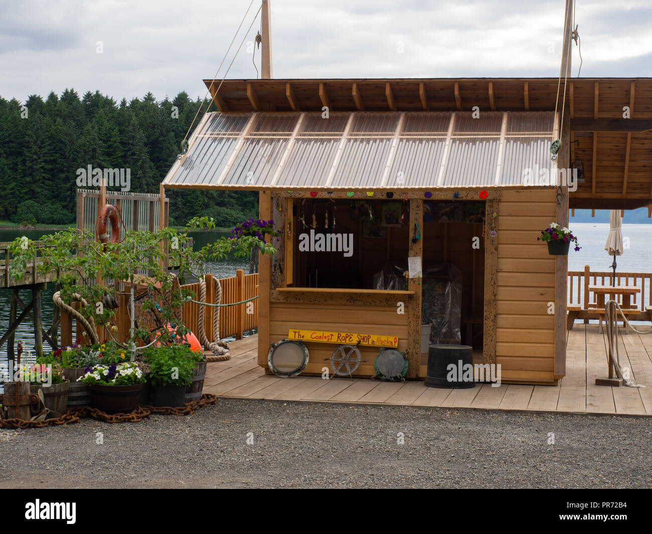 Rope store hi-res stock photography and images - Alamy